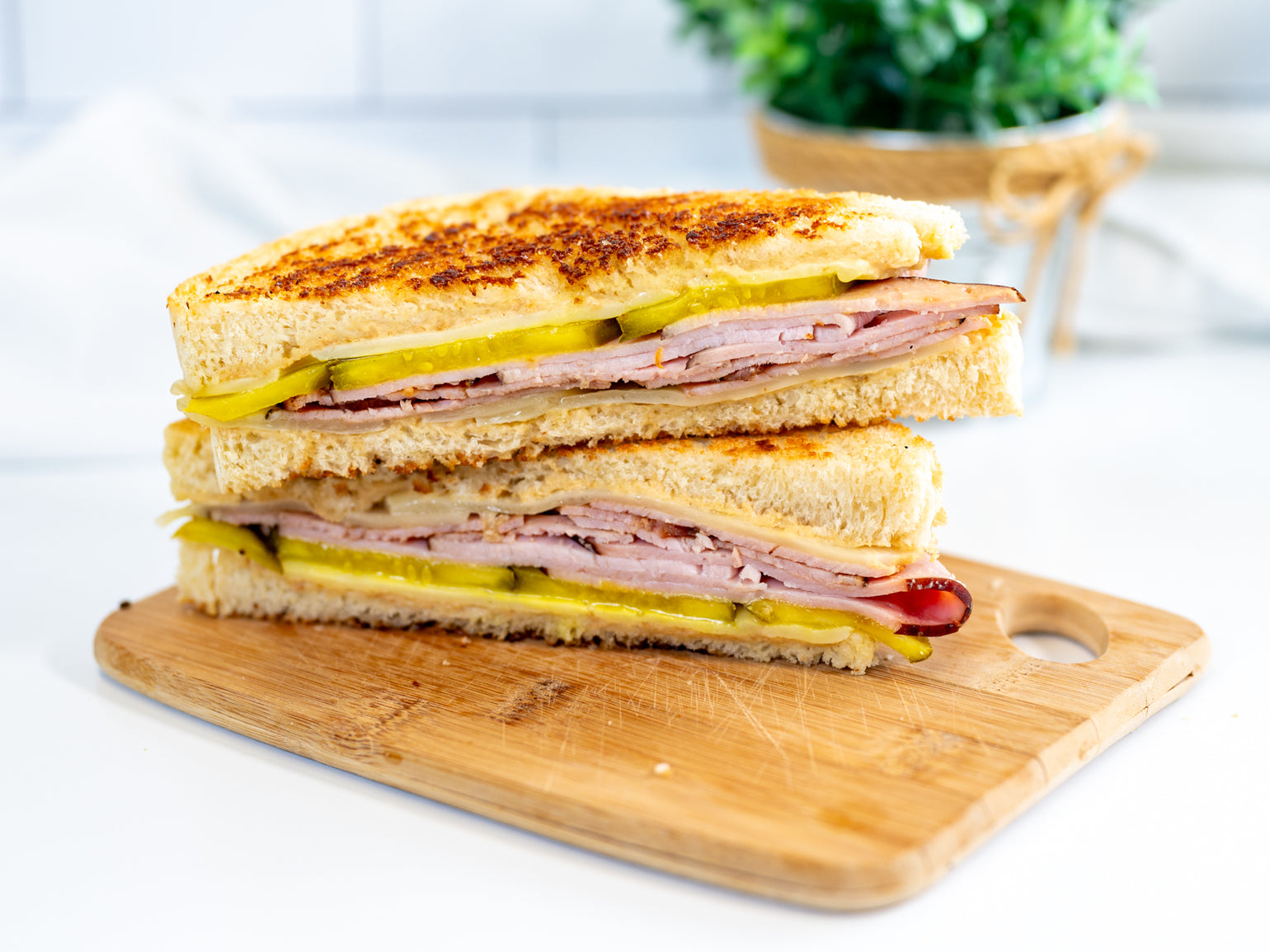 Caramelized Onion and Roast Beef Sandwich – The Prepared Pantry